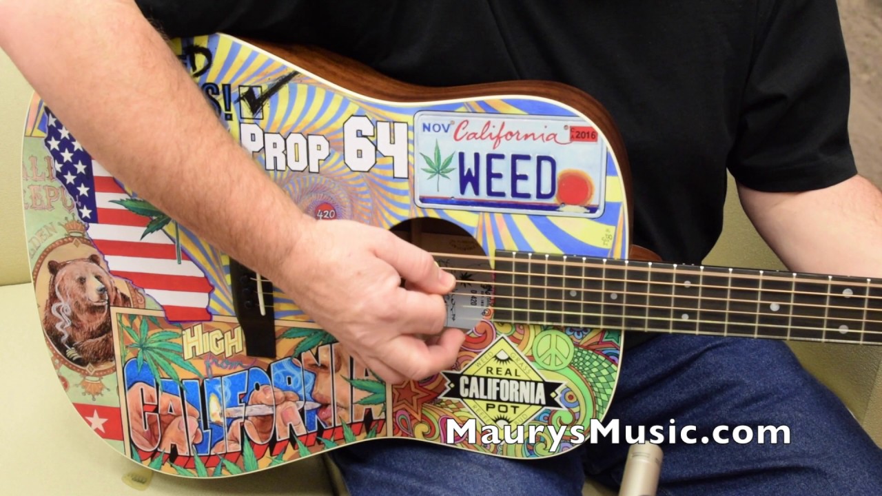 The Martin D-420 at MaurysMusic.com - YouTube