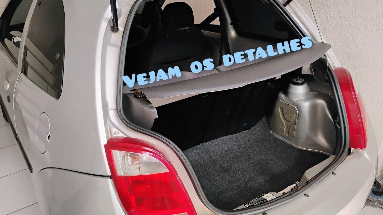 vejam alguns detalhes interessantes no porta malas do Ford Ka 2007 ...