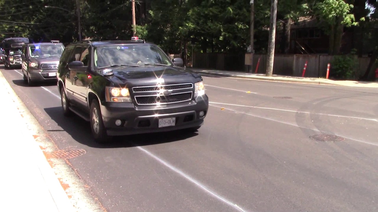 **EXCLUSIVE** Vancouver Police & RCMP VIP Motorcade Escort - YouTube