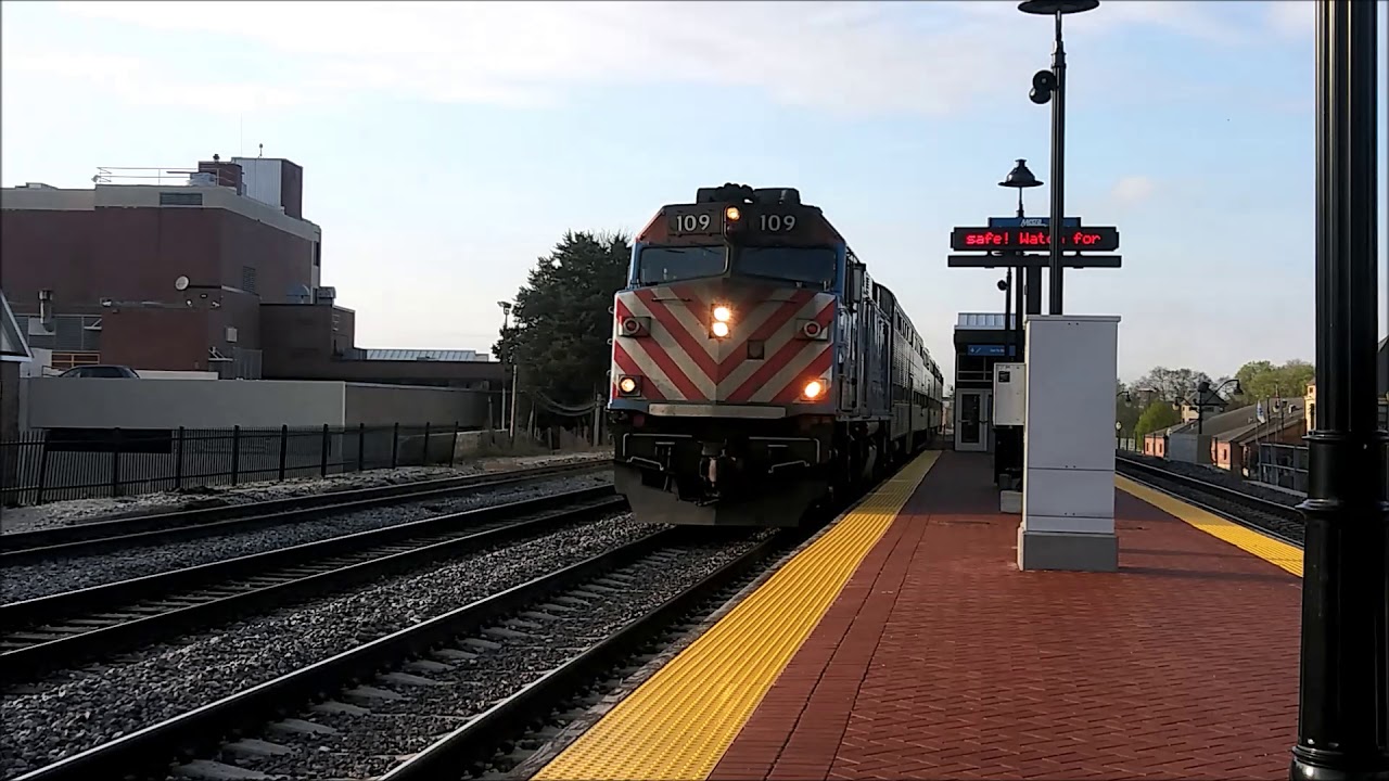 April 2019 action Part 2- CP Executive train chase and more!! - YouTube