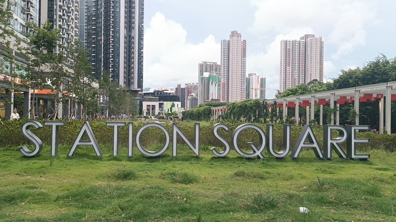 Strolling Around Kai Tak Station Square #ofw #offday - YouTube