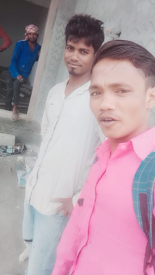 hello Bandra ham log gaon ja rahe hain abhi dekh pa rahe ho aur gaon jakar video banaenge - YouTube