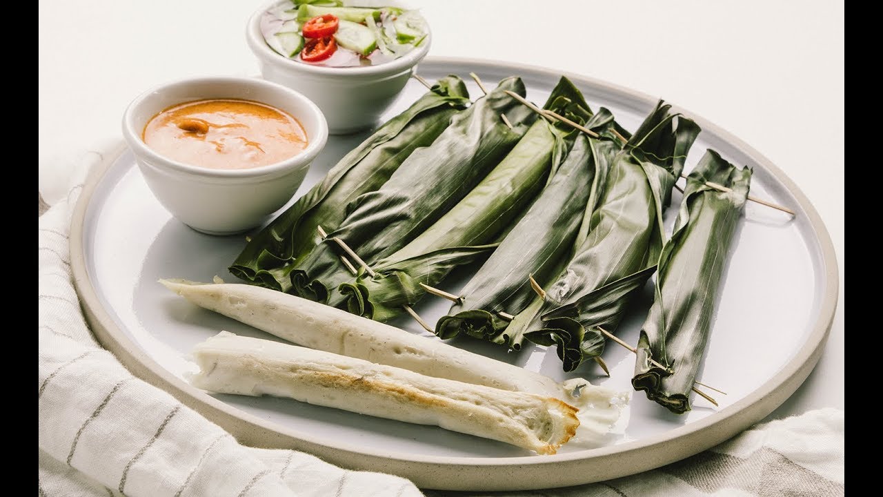 งบปลาถอดร่าง Grilled Fish Cake in Banana Leaves with Red Curry Sauce ...