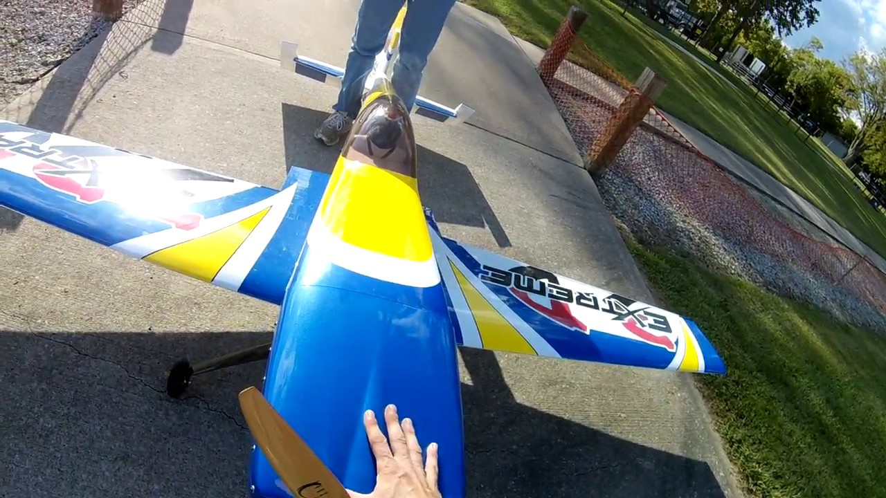 Extreme Flight 104 in 100 cc Extra 330 Flight 3 9-15-18 - YouTube
