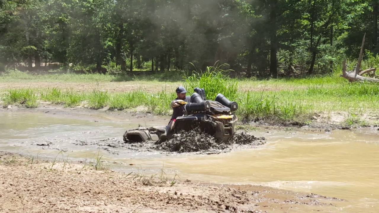 Badass Outlander 1000 getting deep @ river Run! - YouTube