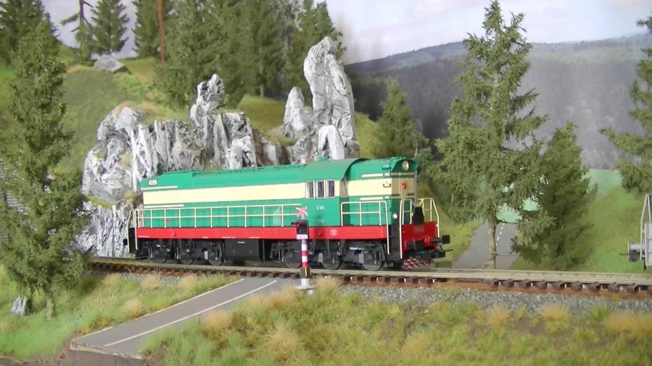 Pracovné video T669 PIKO a ROCO - YouTube