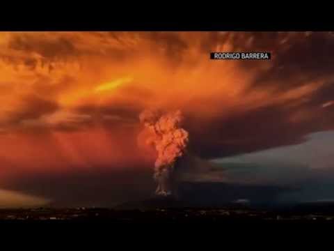 Calbuco Volcano Erupting In Chile Shows Violent Lightning in Plume ...