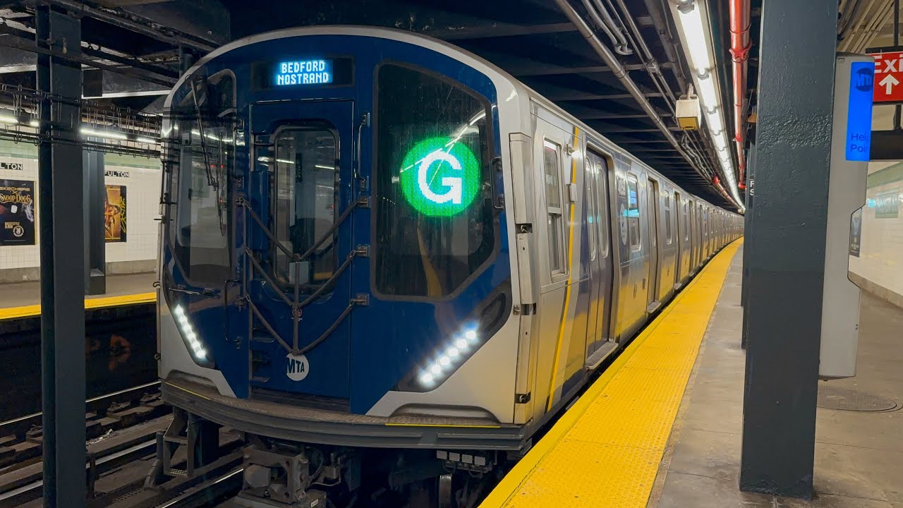 R211T Single-Track G Shuttle Train Operation (Part 1) - YouTube