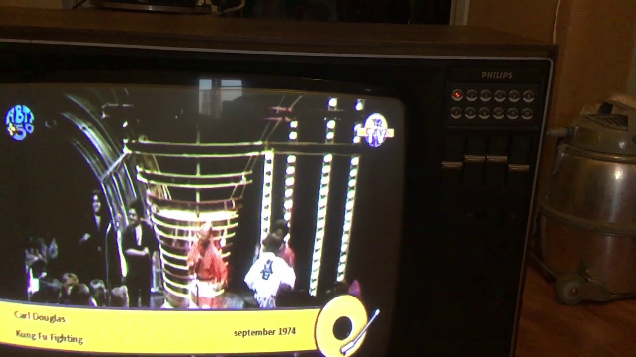 Philips 22c545 1976 k11 - YouTube