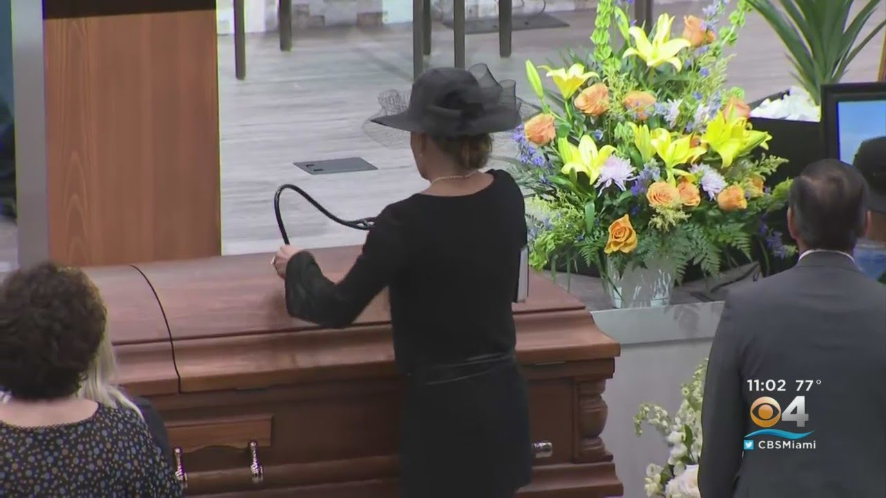 Grieving Family, Friends Remember Good Samaritan Aden Perry Who Died ...