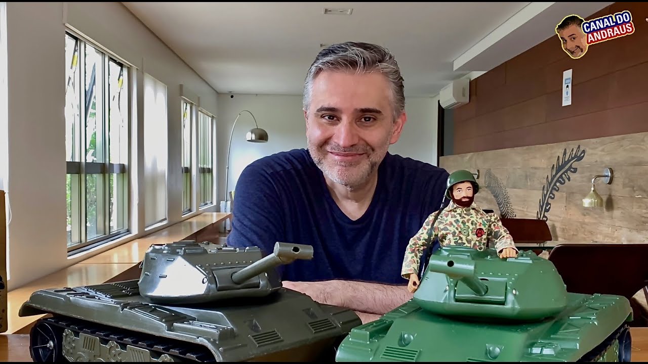 Falcon Estrela - Unboxing do Tanque de Combate - YouTube