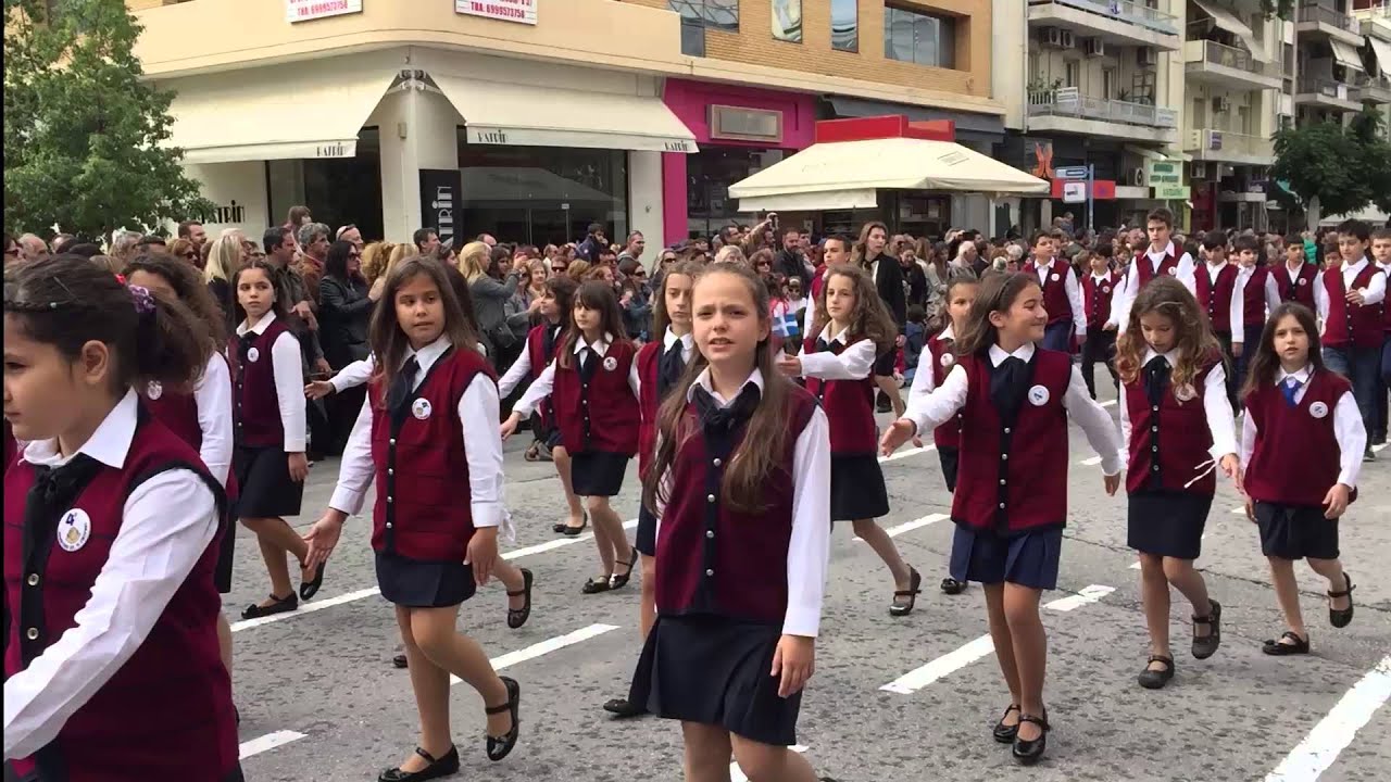 4ο Δημοτικό Σχολείο Νέας Σμύρνης - Παρέλαση 28ης Οκτωβρίου 2015 - YouTube