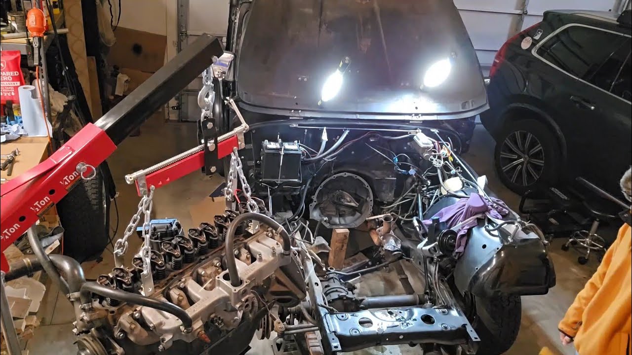 Part 2: Pulling engine, hoist and stand AMC 258 - YouTube