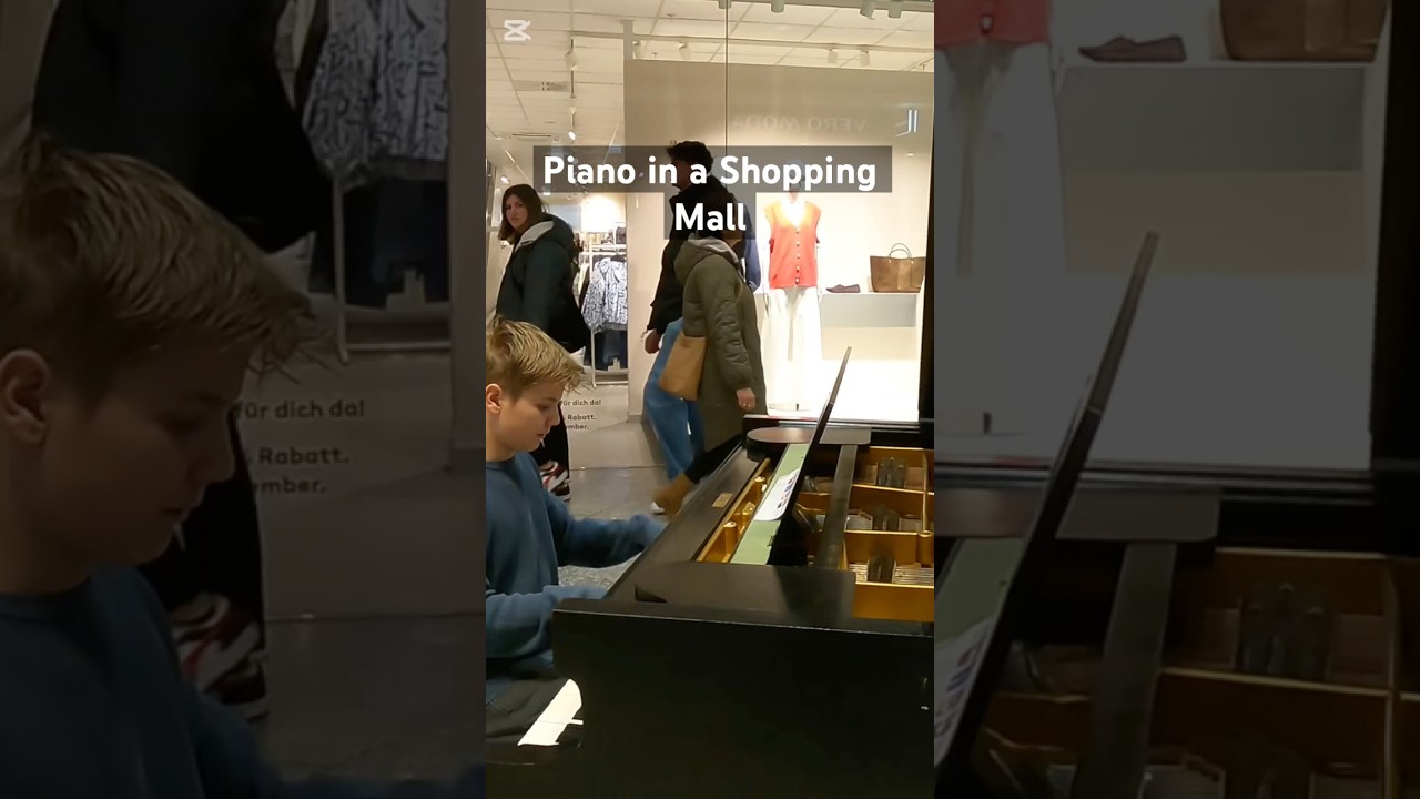 When the beat drops out - piano cover #streetpiano #publicpiano - YouTube