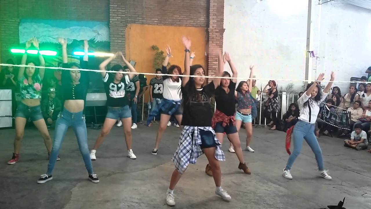 Latinos pop dance , evento Joy - YouTube
