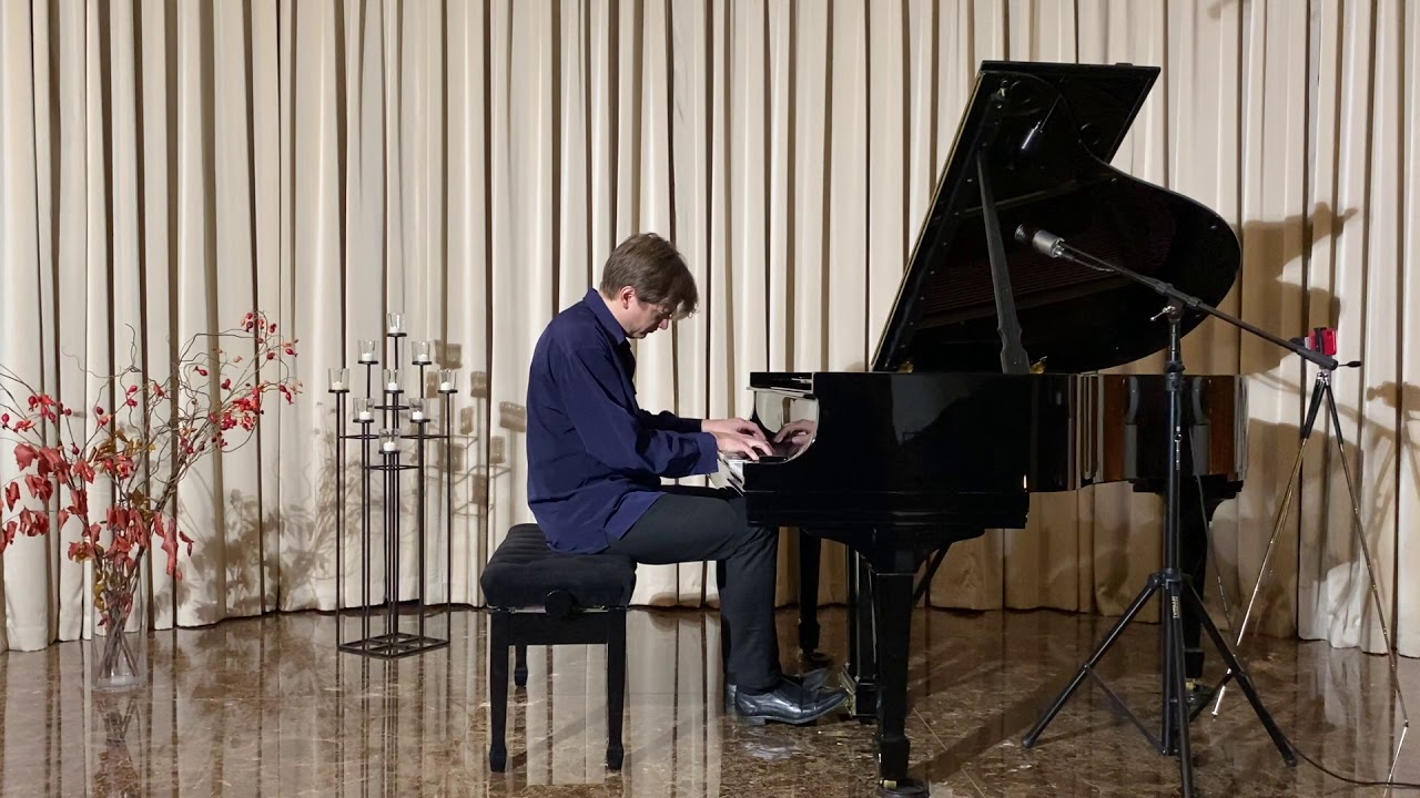 Beethoven Piano Sonata No. 14 "Moonlight" performed by Petr Limonov ...