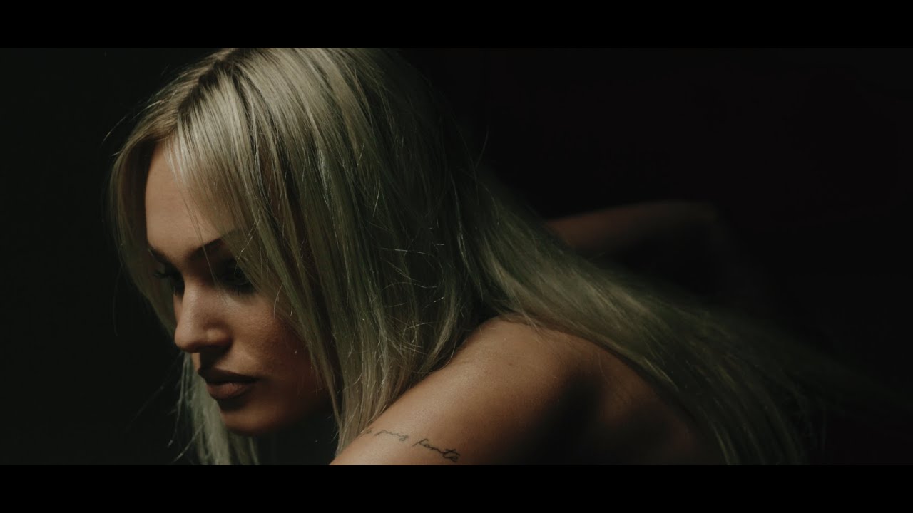 SOFIA FORD | UTW - YouTube