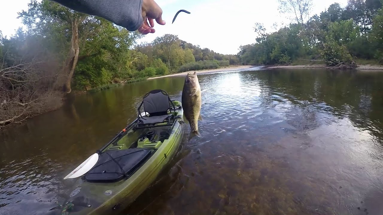 Hidden Valley Golf Links & Bass Fishing on the James River, MO - YouTube