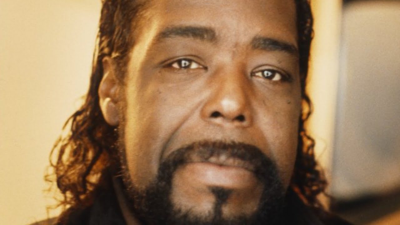La Trágica Historia Real De Barry White - YouTube