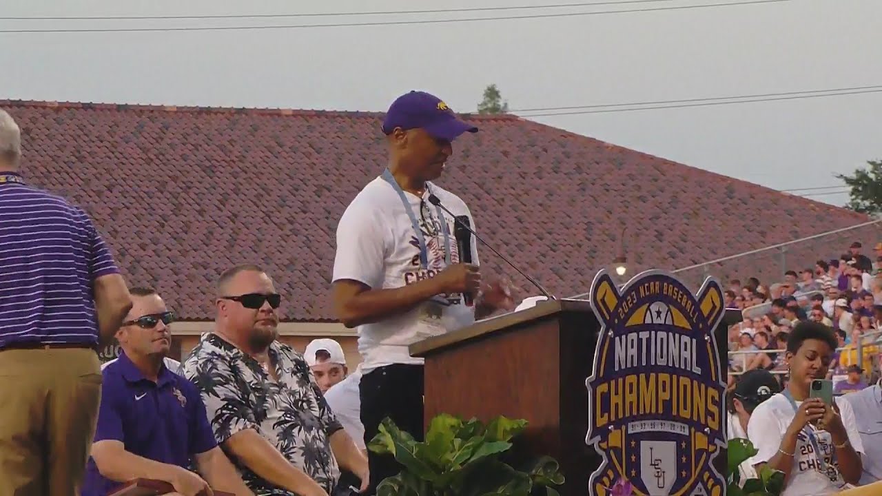 LSU president celebrates LSU baseball team College World Series win ...