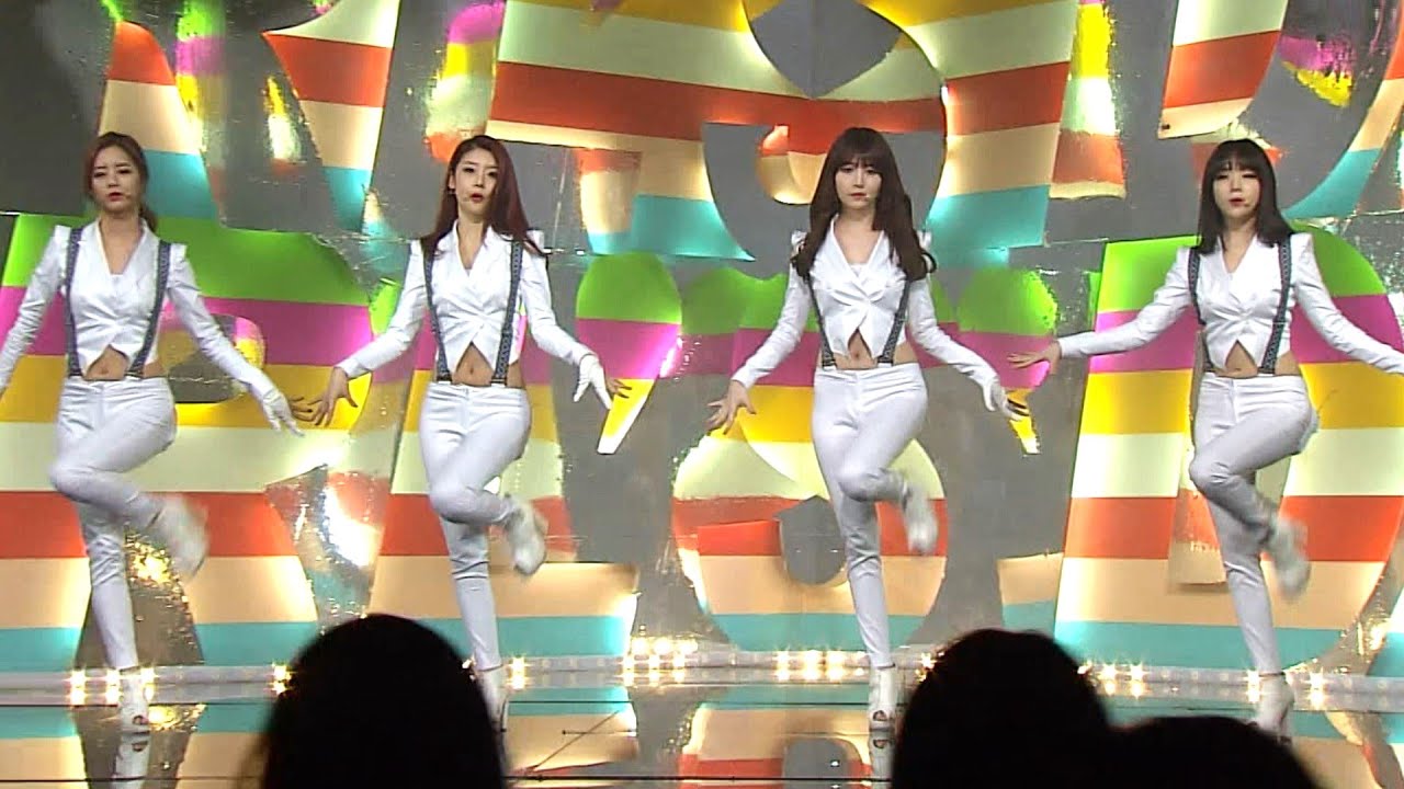 Girl's Day - Expectation (Live) - YouTube