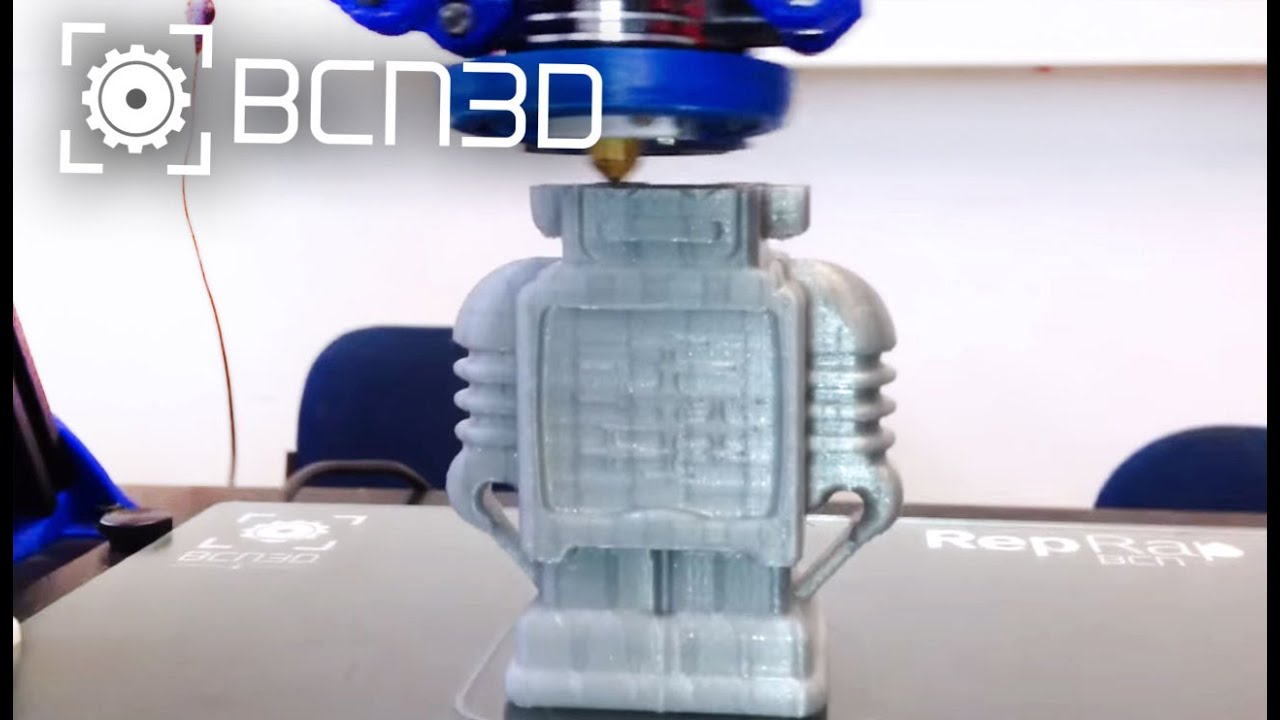 Printing Ultimaker Robot in a BCN3D+ - YouTube