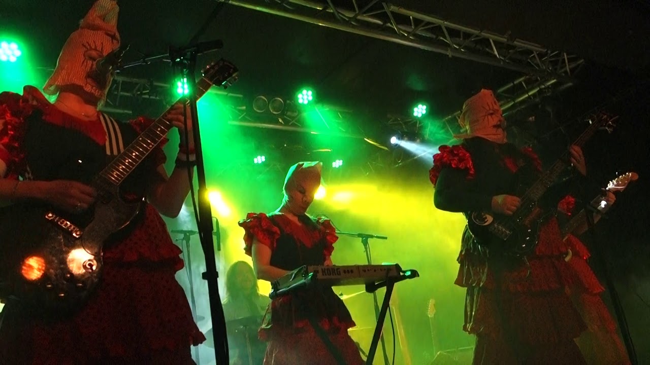 Mascara Snakes - Pulla - Debaser, Stockholm, 2018 - YouTube