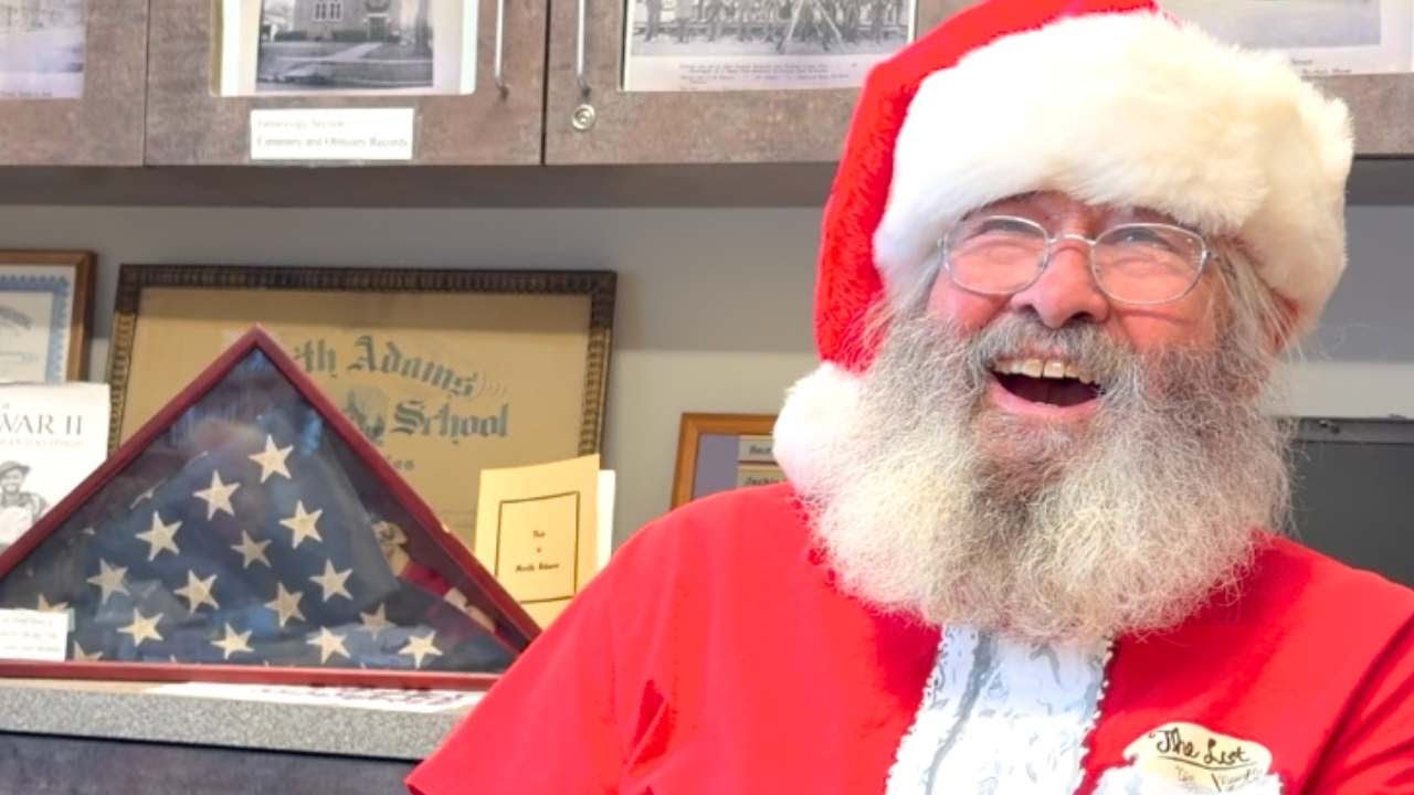 Merry Christmas from Captain Darrell and History Mystery Man - YouTube