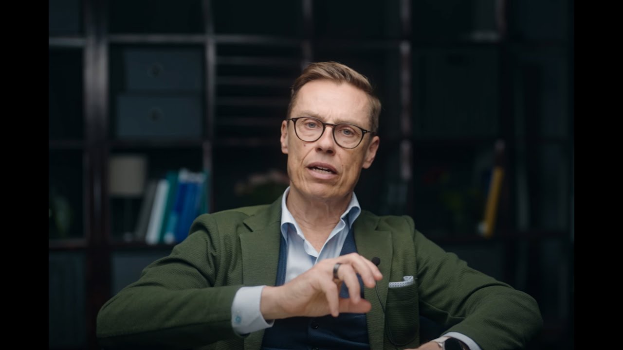 Welcome to the New World (Dis)Order (EP 1) – with Alex Stubb - YouTube