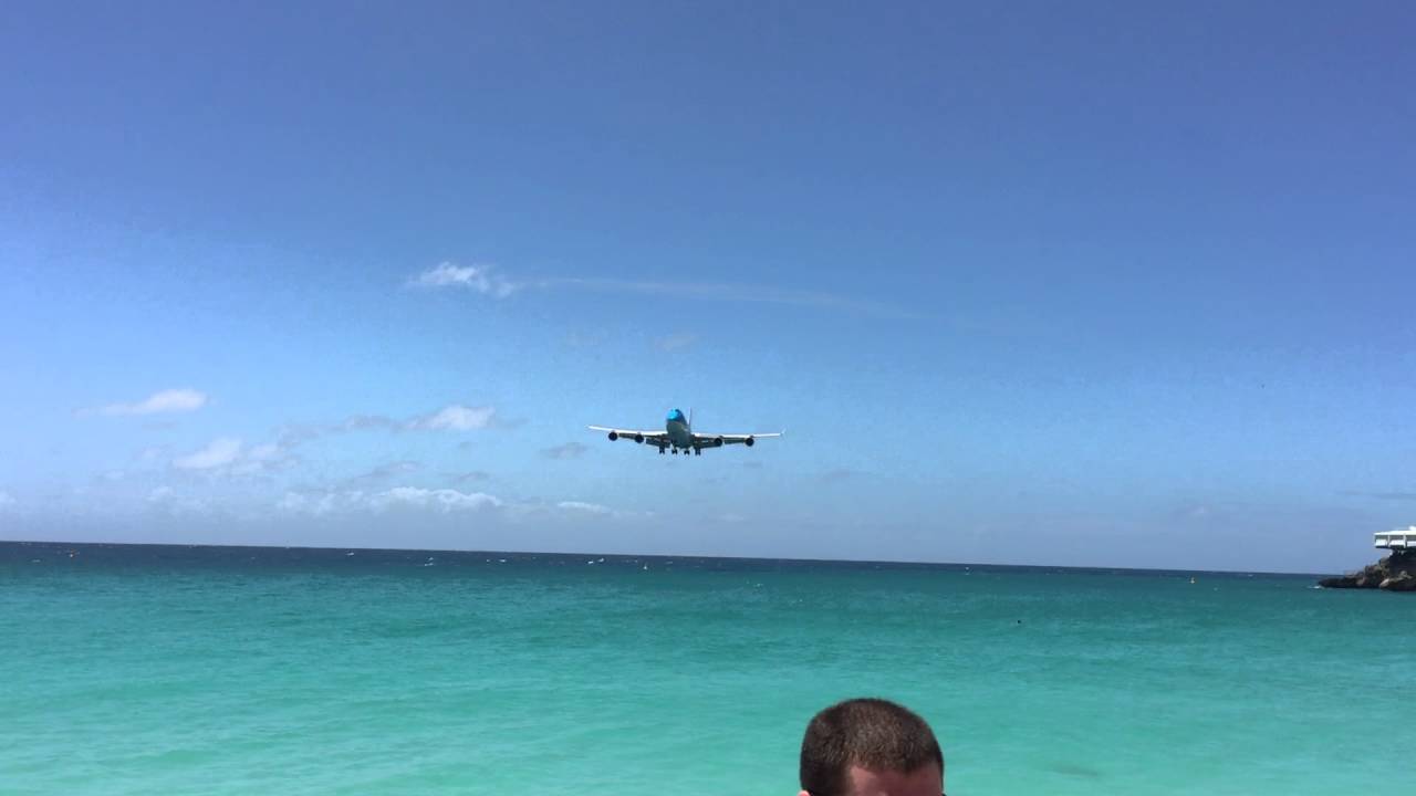 KLM Jet Landing at SXM (St Maarten Airport) - YouTube