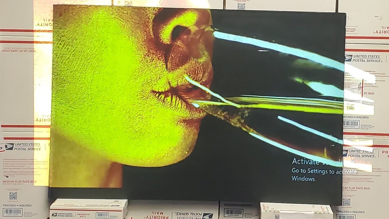 24x36 = 43" screen cost $278 New ILEG TILE TV PROJECTOR SCREENS - YouTube