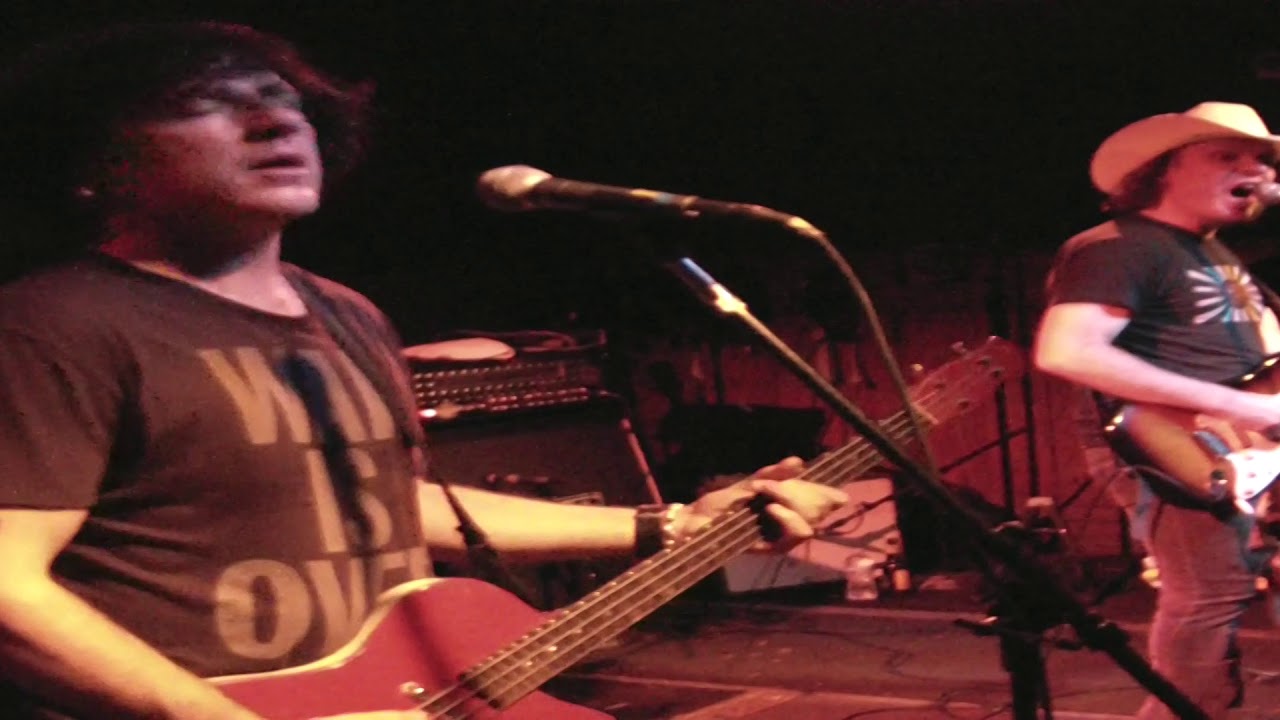 dada the band "8 Track Mind" Chicago, IL Schubas 12.29.2010 - YouTube