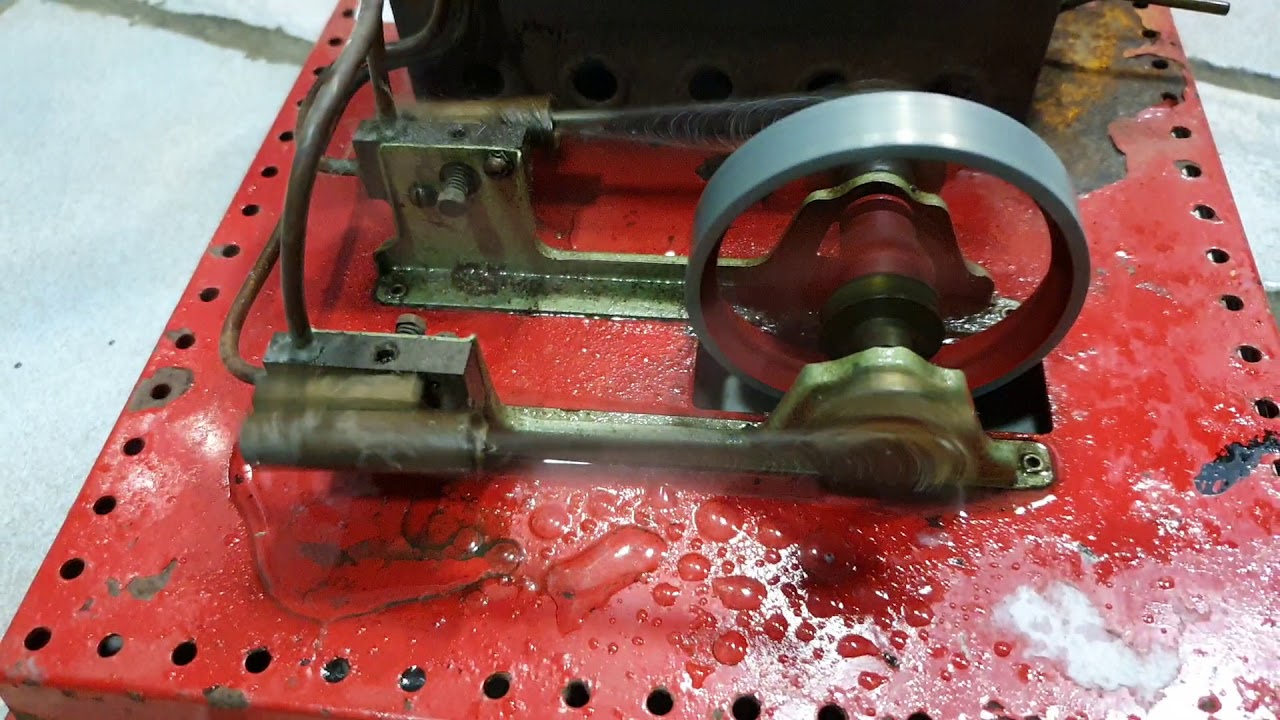 A working Mamod 2 cylinder static steam engine (Malvern) - YouTube