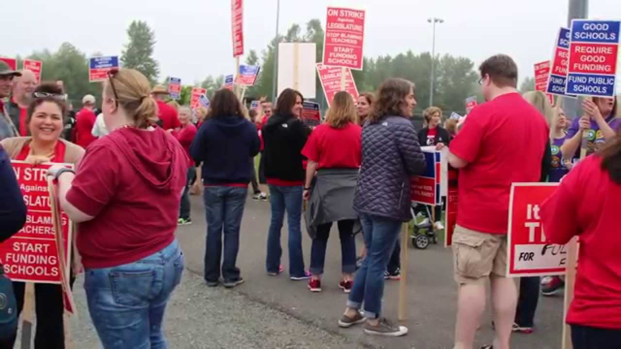 The 2015 Walk Out (Documentary) - YouTube