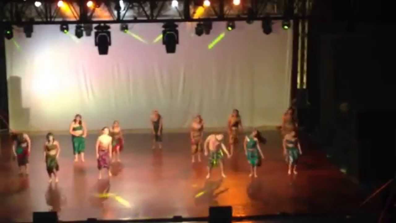 Gomba / Koukou (Danza Africana Semana de la Cultura XXXIX) - YouTube