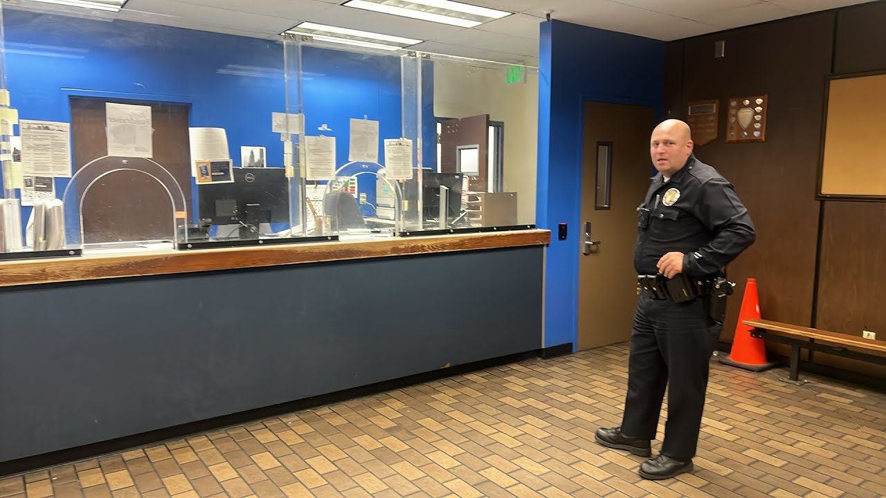 Out here audit police station that simple !!! - YouTube