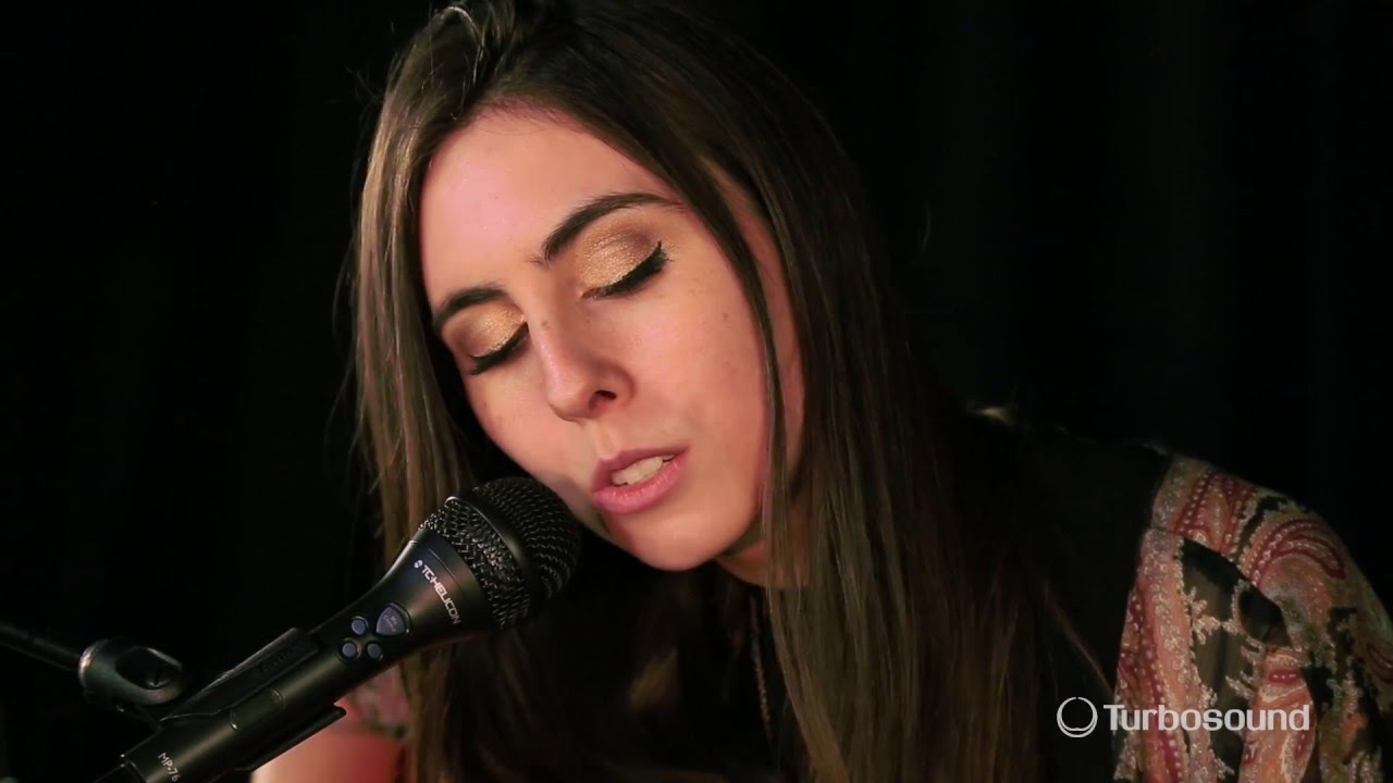 Callie Huber iNSPIRES with TURBOSOUND iP1000 (Extended) - YouTube