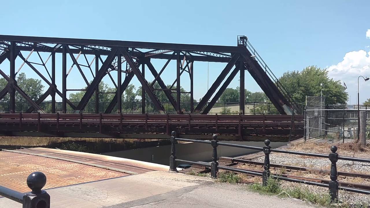 International Railroad Turntable Bridge - YouTube