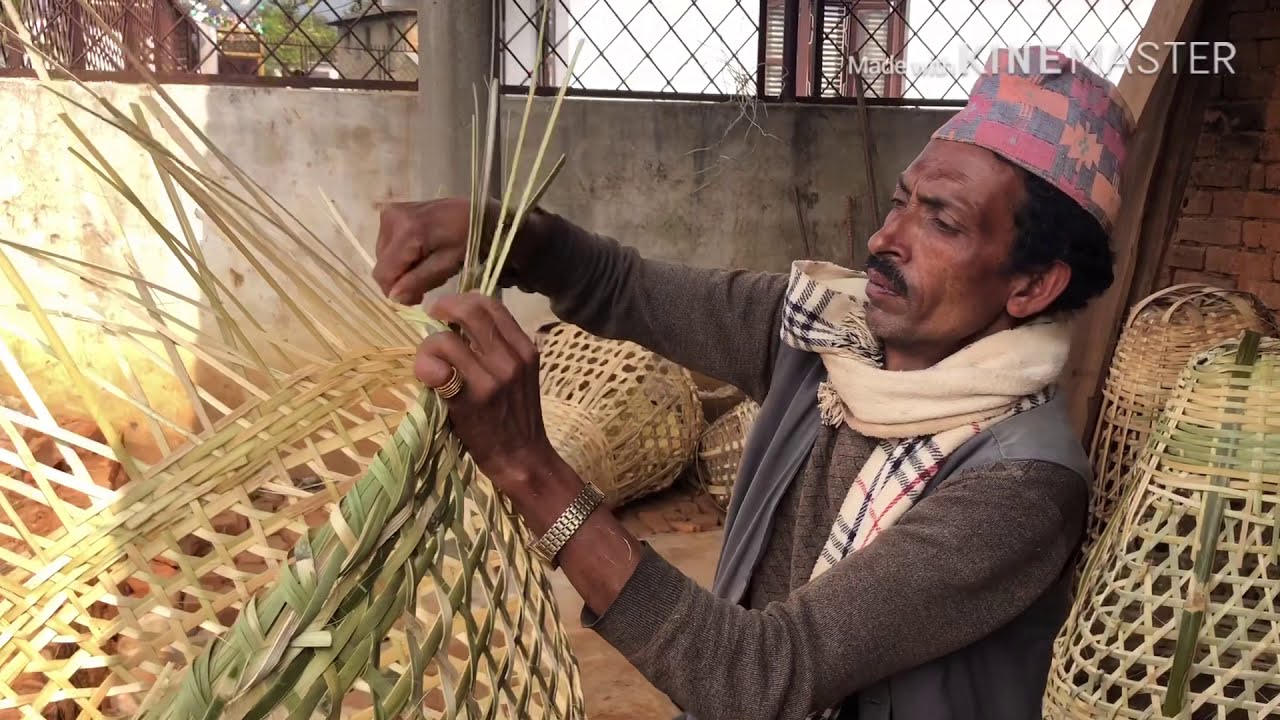 डोको बुनेर विदेश जति आम्दानि Making DOKO Nepali Local product - YouTube
