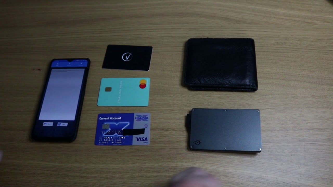 An Explanation of Contactless Credit Card Security - YouTube