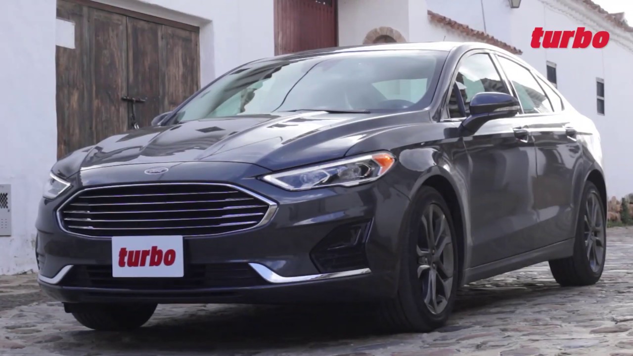 Ford Fusion Híbrido ¿cumple con lo que promete? - YouTube