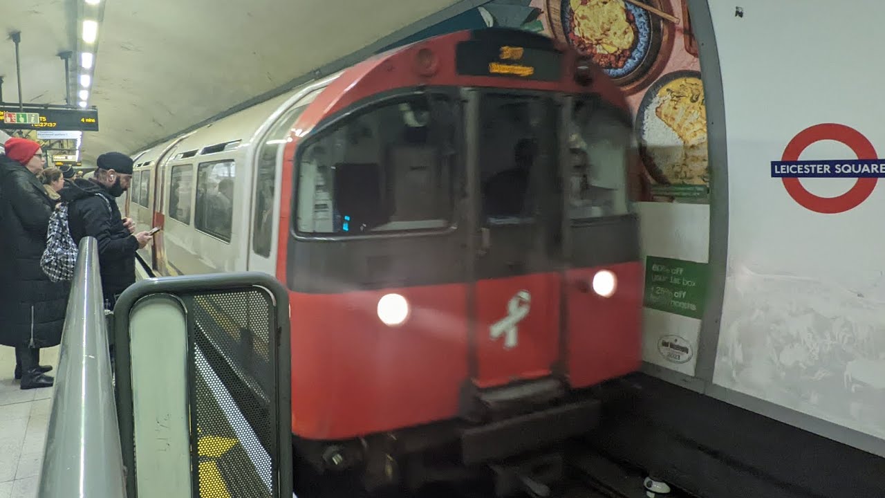 Piccadilly Line 1973 Stock Trains at Leicester Square 17/11/23 - YouTube