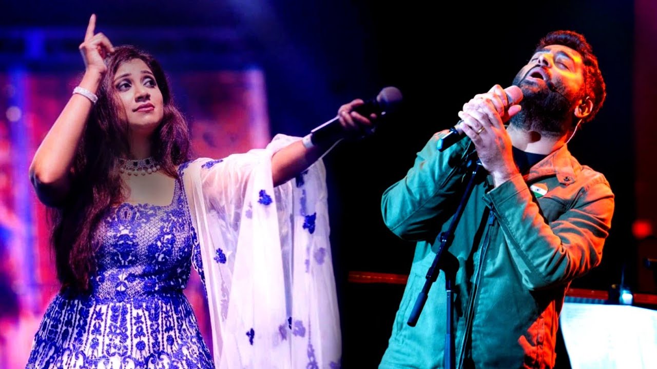 Arijit Singh and Shreya Ghosal ️ Beutiful Live Performance ️ Old Songs Mashup | Just Watch It 🙈 ...