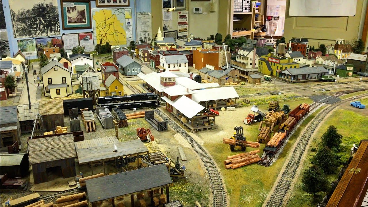 Beautiful Model Railroad layout in HO scale 4K UHD - YouTube