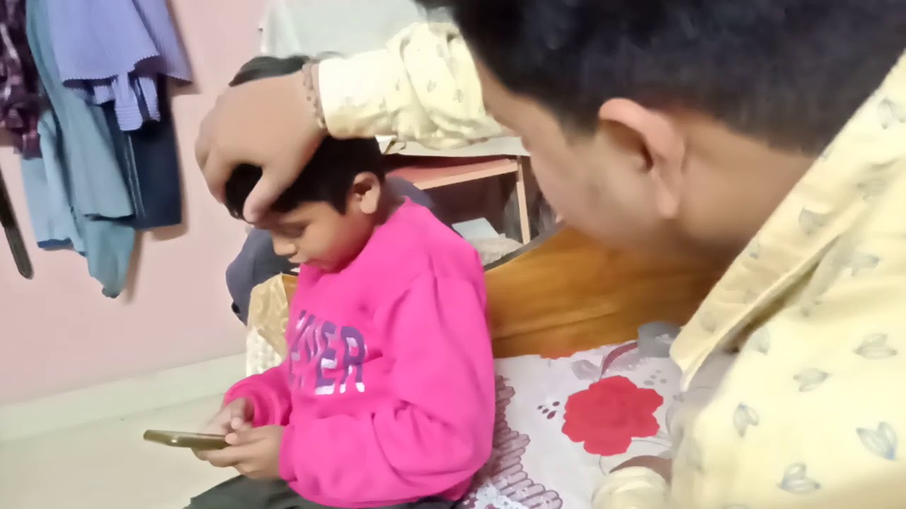 This is how he hypnotized the child - YouTube