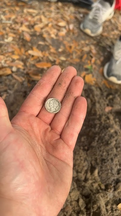 100 Year Old Coins Found Metal Detecting! - YouTube