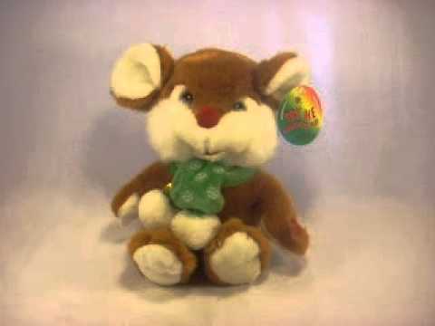 Singing Mouse - YouTube