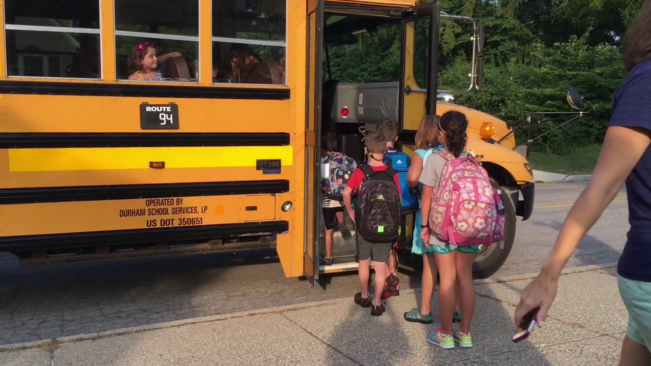 Arthur's first day of kindergarten - YouTube