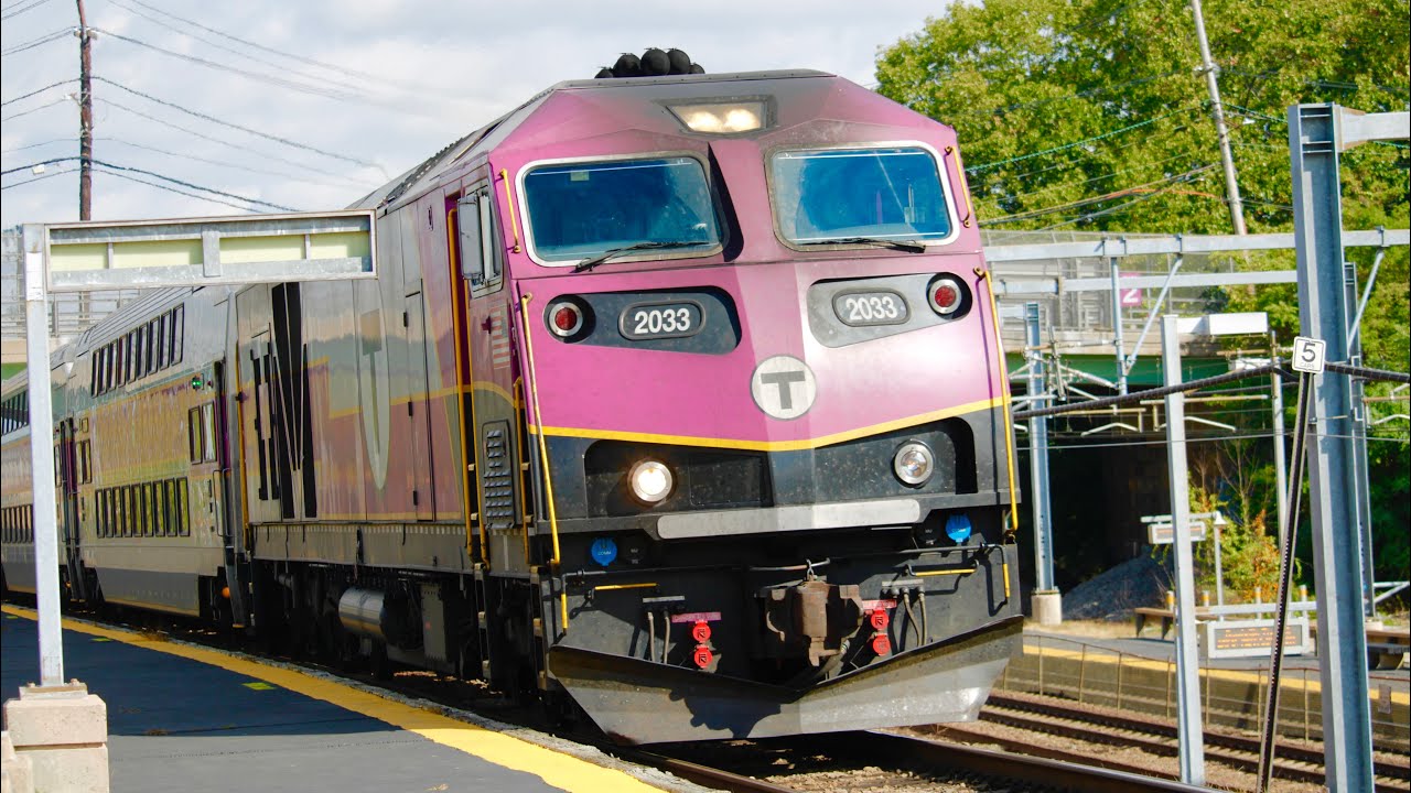 MBTA Patriots Train, CSX Action, & Awesome Hornshows At Readville ...