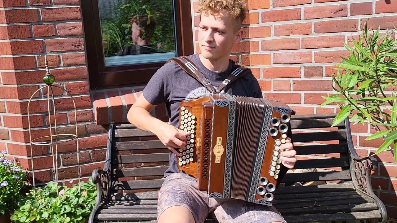 Ein Abend am Afritzer See (Erich Moser) - Steirische Harmonika - YouTube